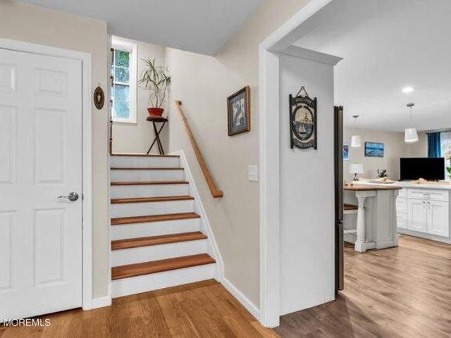 house with 4 bedroom, Leonardo NJ ES105174430