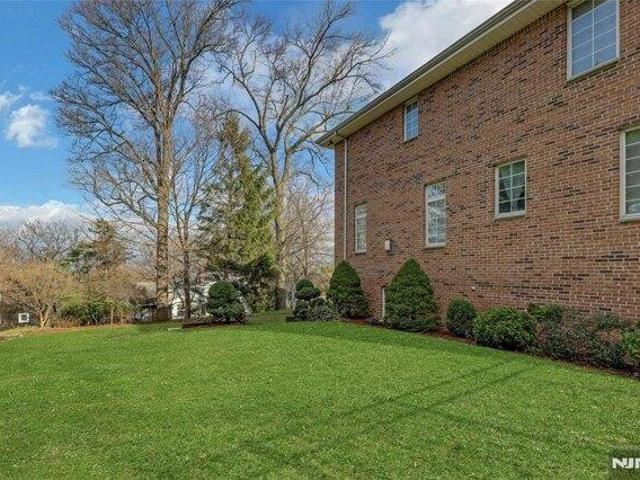 house with 4 bedroom, Leonia NJ ES104609065