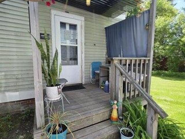 house with 4 bedroom, Lebanon NH ES104792172