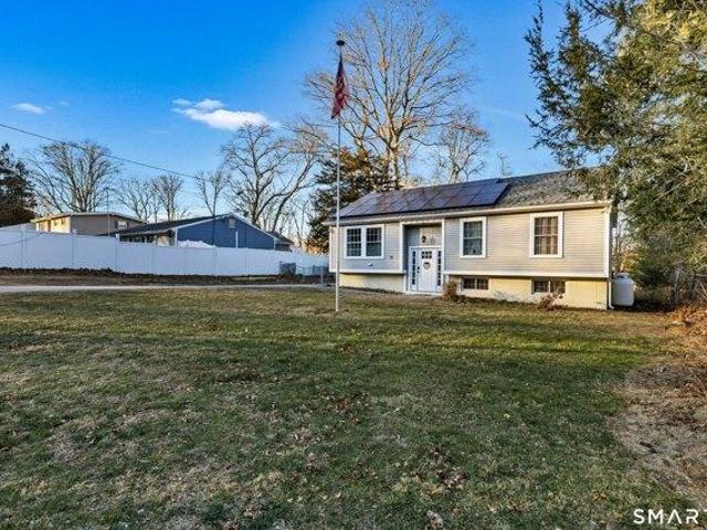 house with 4 bedroom, Ledyard CT DLS101998263
