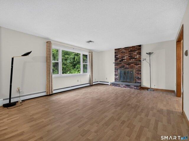 house with 4 bedroom, Ledyard CT DS104115822