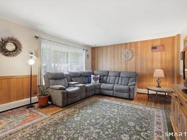 house with 4 bedroom, Ledyard CT ES103931153
