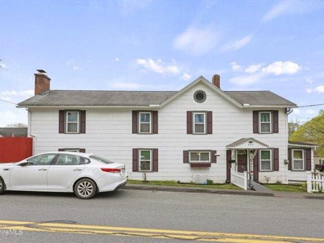 house with 4 bedroom, Lee MA DLS102447154