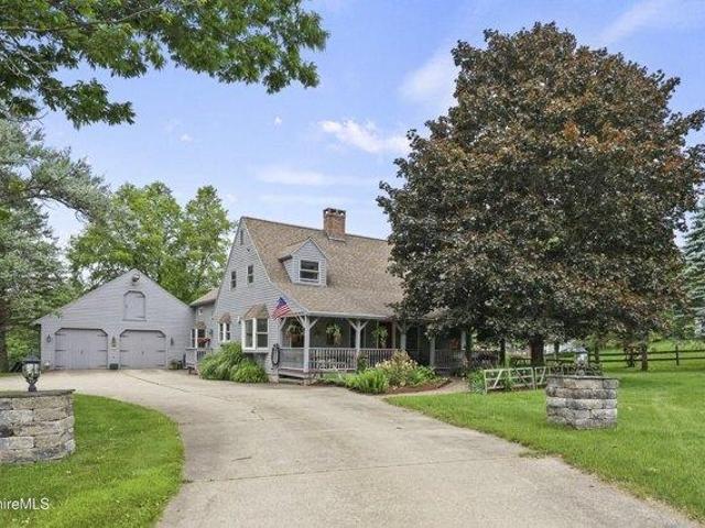 house with 4 bedroom, Lee MA DS102371644