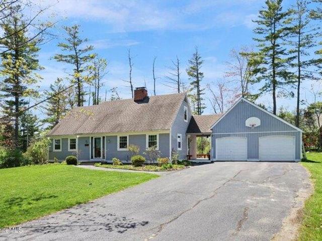 house with 4 bedroom, Lee MA ES105174986