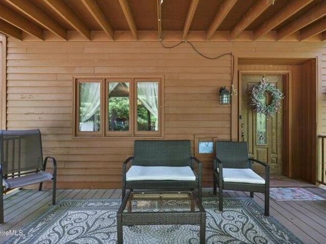 house with 4 bedroom, Lee MA ES105191284