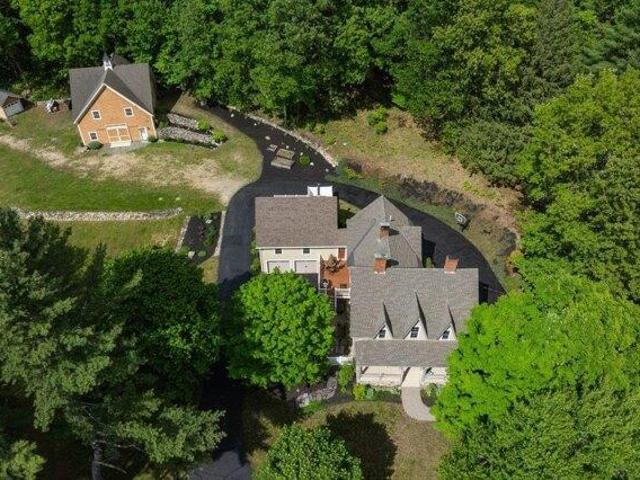 house with 4 bedroom, Lee NH DLS103017802