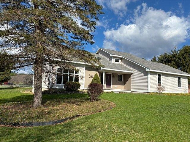house with 4 bedroom, Lee NH DS102060577