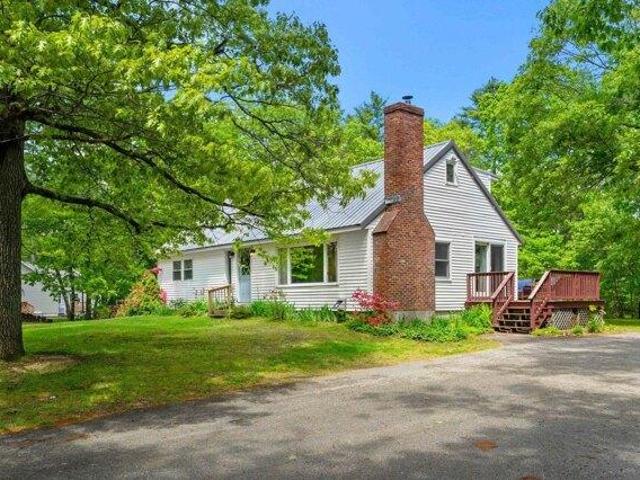 house with 4 bedroom, Lee NH DS103441524