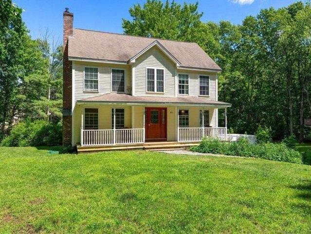 house with 4 bedroom, Lee NH DS104008774