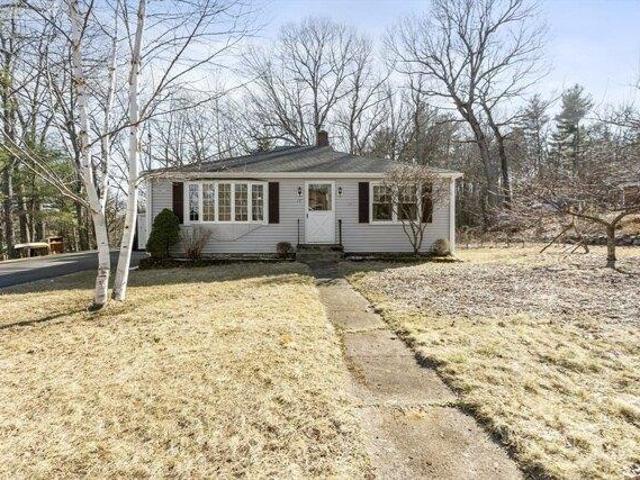 house with 4 bedroom, Leicester MA DLS102317766