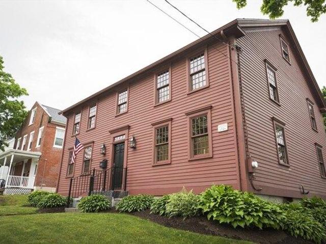 house with 4 bedroom, Leicester MA DS103930258