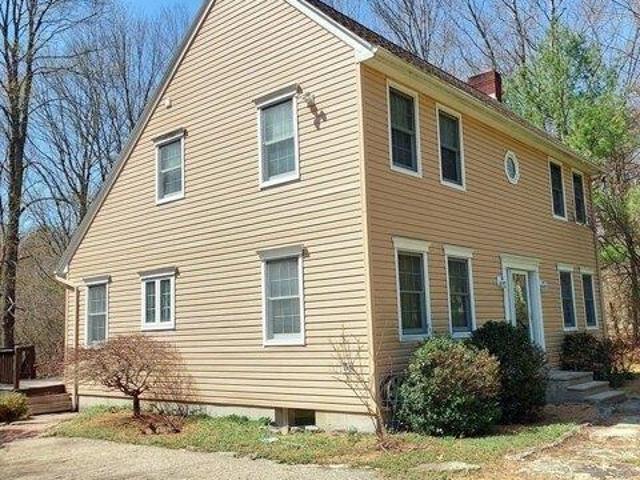 house with 4 bedroom, Leicester MA ES103443975