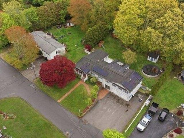 house with 4 bedroom, Leicester MA ES103224577