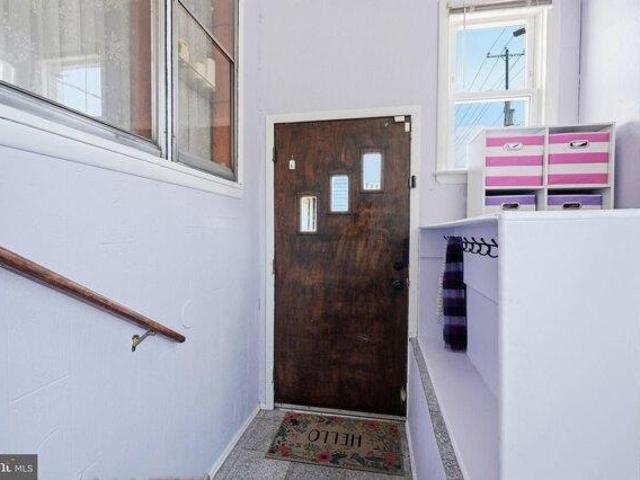 house with 4 bedroom, Levittown PA ES104906312