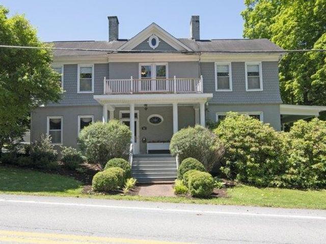 house with 4 bedroom, Lewisburg WV ES104899415