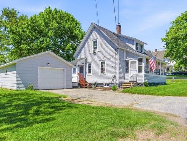 house with 4 bedroom, Lewiston ME DLS102762938