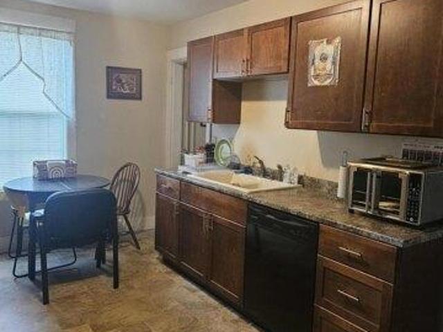 house with 4 bedroom, Lewiston ME ES103849995