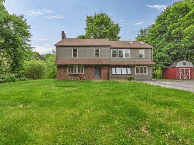 house with 4 bedroom, Lewiston ME ES104540739