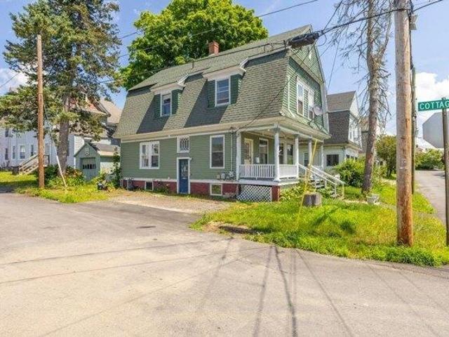 house with 4 bedroom, Lewiston ME ES104870027
