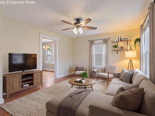 house with 4 bedroom, Lewiston ME ES105127709