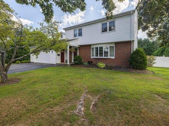 house with 4 bedroom, Lewiston ME ES105205119