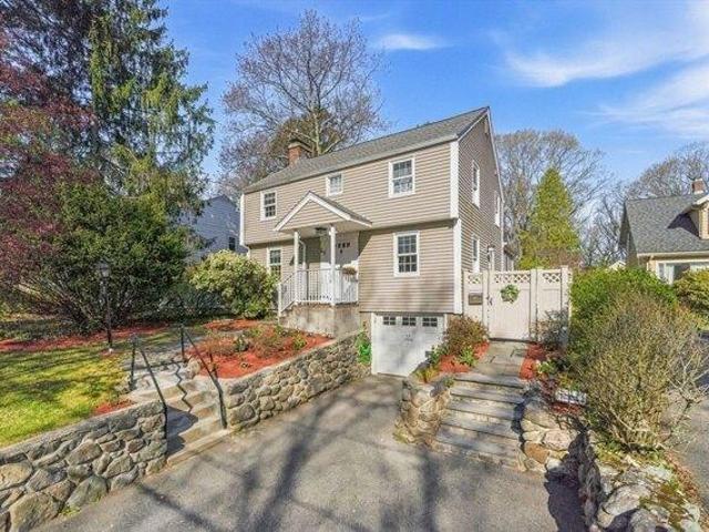 house with 4 bedroom, Lexington MA DLS102062758