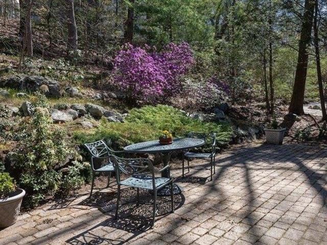 house with 4 bedroom, Lexington MA DS102121327
