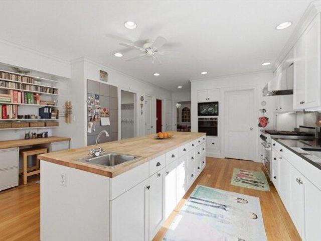 house with 4 bedroom, Lexington MA ES103493858