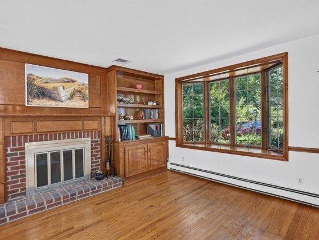 house with 4 bedroom, Lexington MA ES105124580