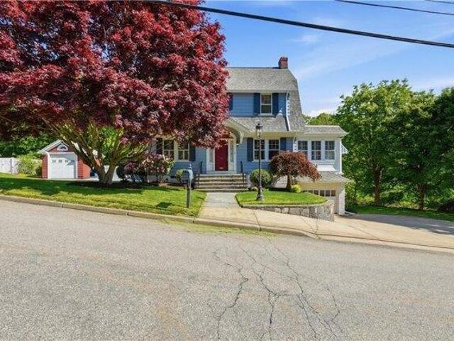 house with 4 bedroom, Lincoln RI DS102668544