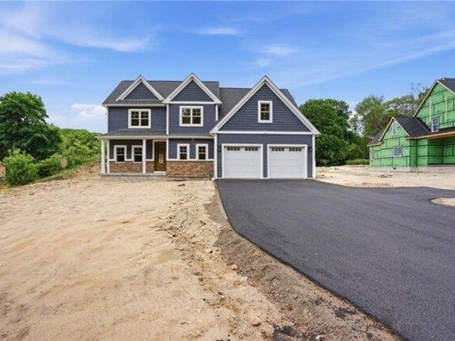 house with 4 bedroom, Lincoln RI DS103019192