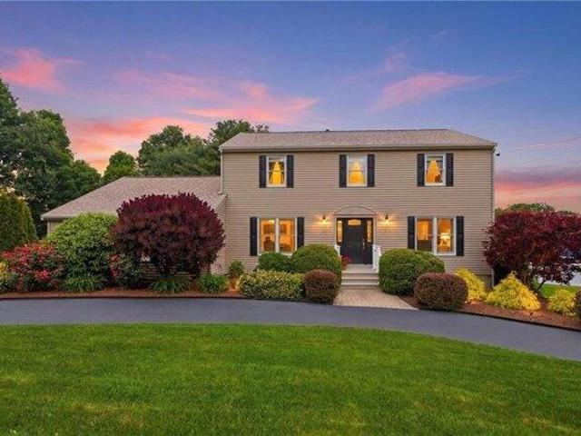 house with 4 bedroom, Lincoln RI DS103851774