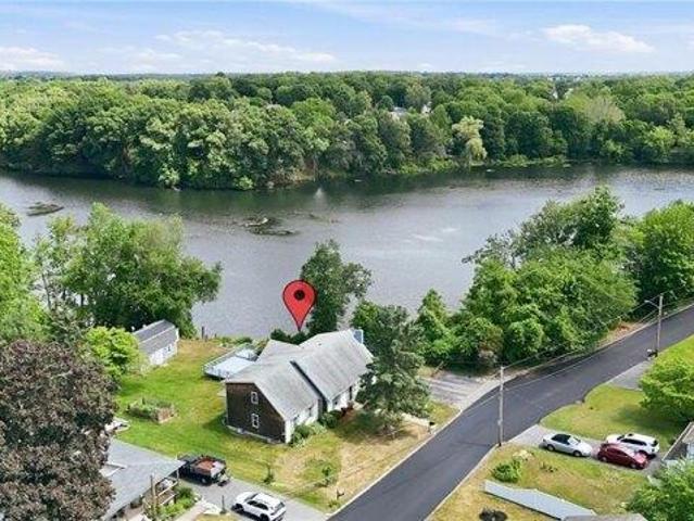 house with 4 bedroom, Lincoln RI ES104191280