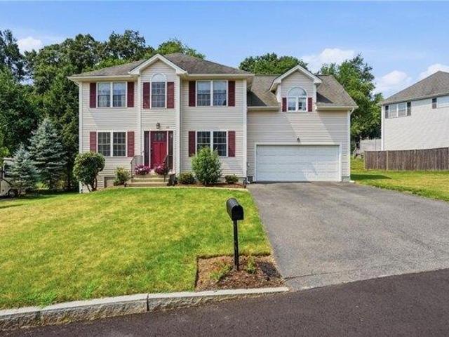 house with 4 bedroom, Lincoln RI ES104329832