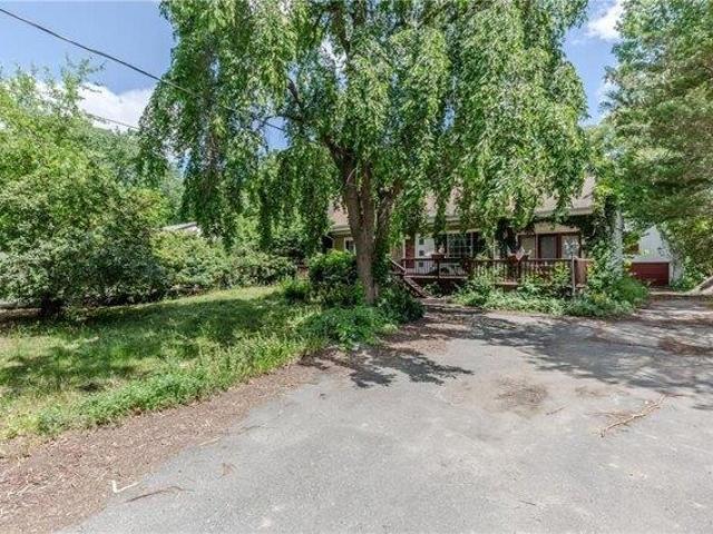 house with 4 bedroom, Lincoln RI ES104853420