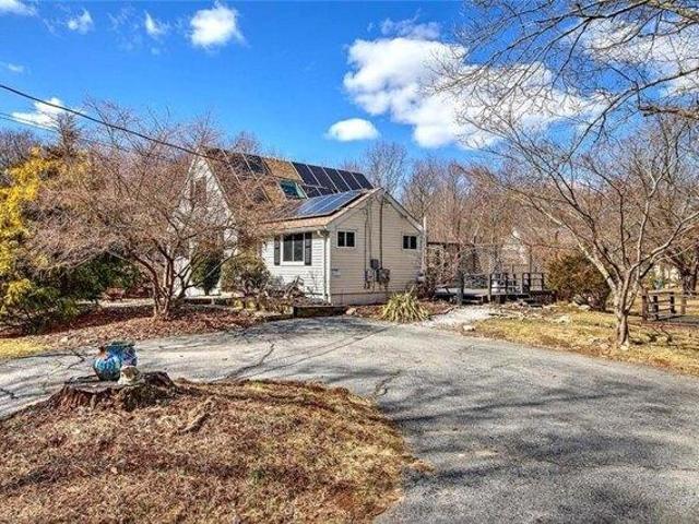 house with 4 bedroom, Lincoln RI ES103019716