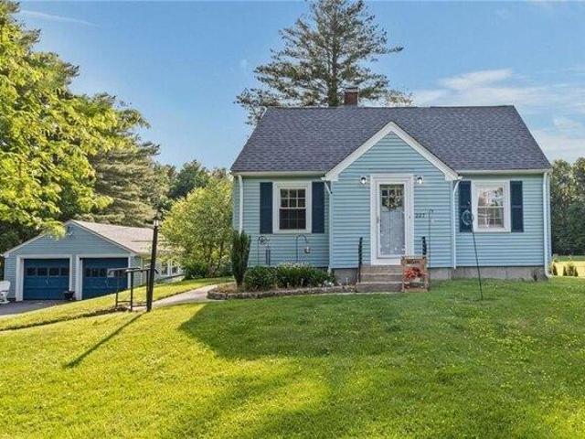 house with 4 bedroom, Lincoln RI ES103435246