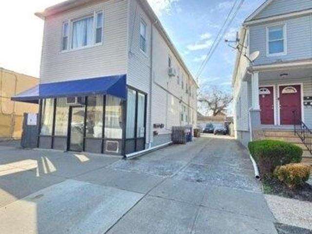 house with 4 bedroom, Linden NJ DLS102478752