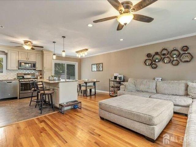house with 4 bedroom, Linden NJ DS102558722