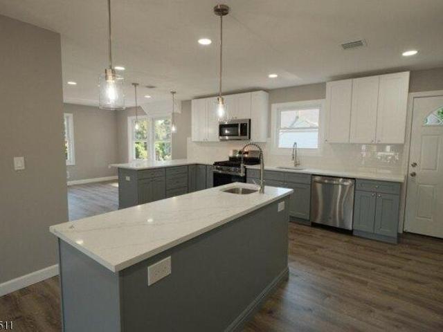 house with 4 bedroom, Linden NJ DS104152166