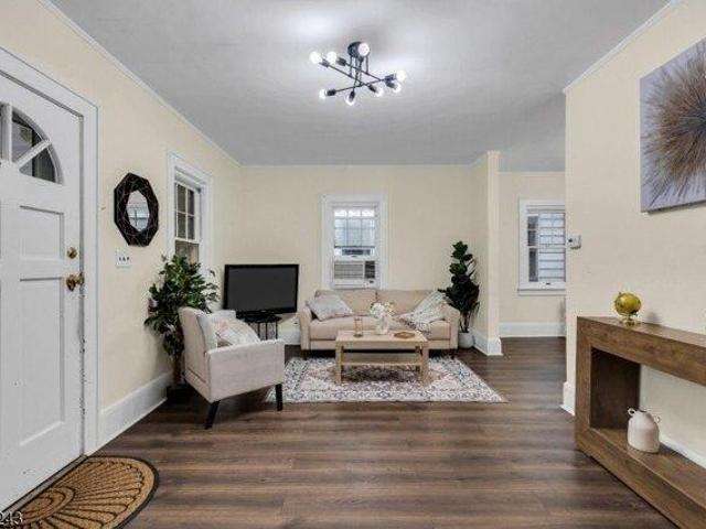 house with 4 bedroom, Linden NJ DS104187830