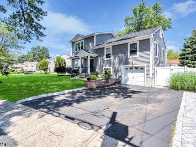 house with 4 bedroom, Linden NJ ES104190578