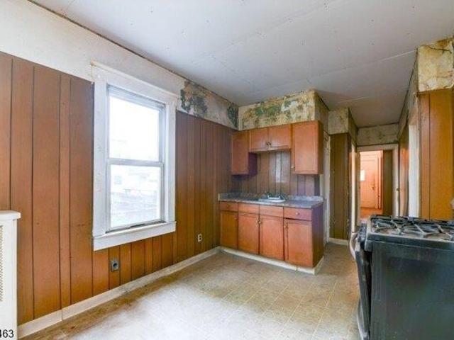house with 4 bedroom, Linden NJ ES105126773