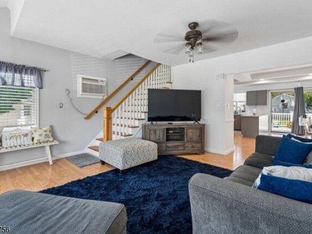 house with 4 bedroom, Linden NJ ES105176030