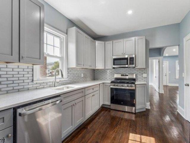 house with 4 bedroom, Linden NJ ES105231866