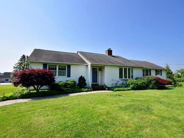 house with 4 bedroom, Little Compton RI DS102708219