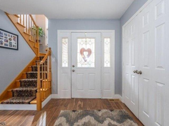 house with 4 bedroom, Little Falls NJ DS102529412