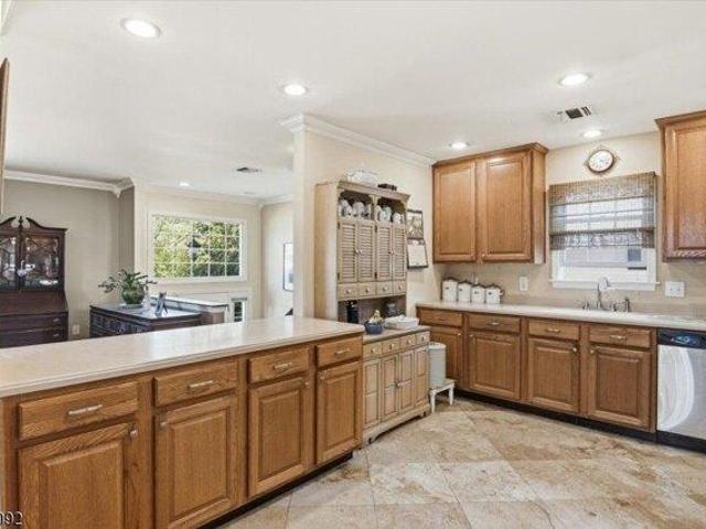 house with 4 bedroom, Little Falls NJ ES105159414