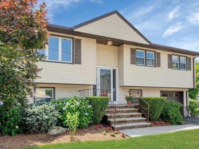 house with 4 bedroom, Little Ferry NJ DS104442393
